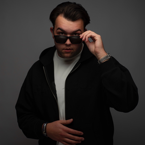 Listener Numbers, Contacts, Similar Podcasts - DJ Robin Gerritsen Mixtape