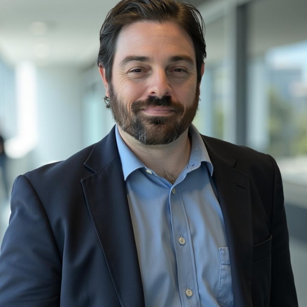 Listener Numbers, Contacts, Similar Podcasts - Move Forward